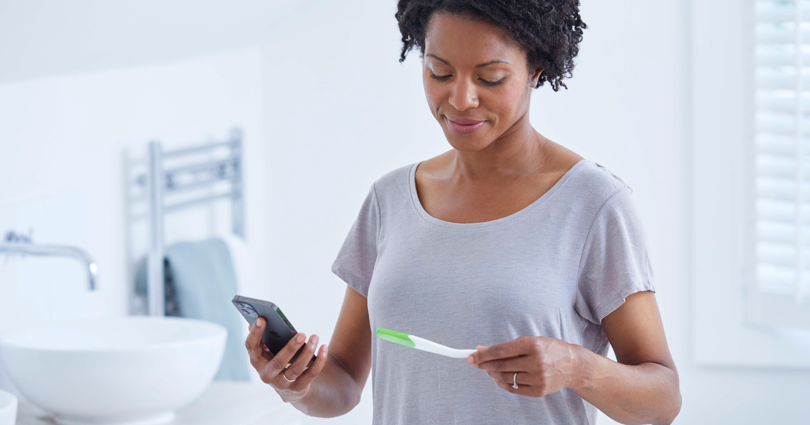 When to test with Clearblue® Menopause Stage Indicator | Clearblue